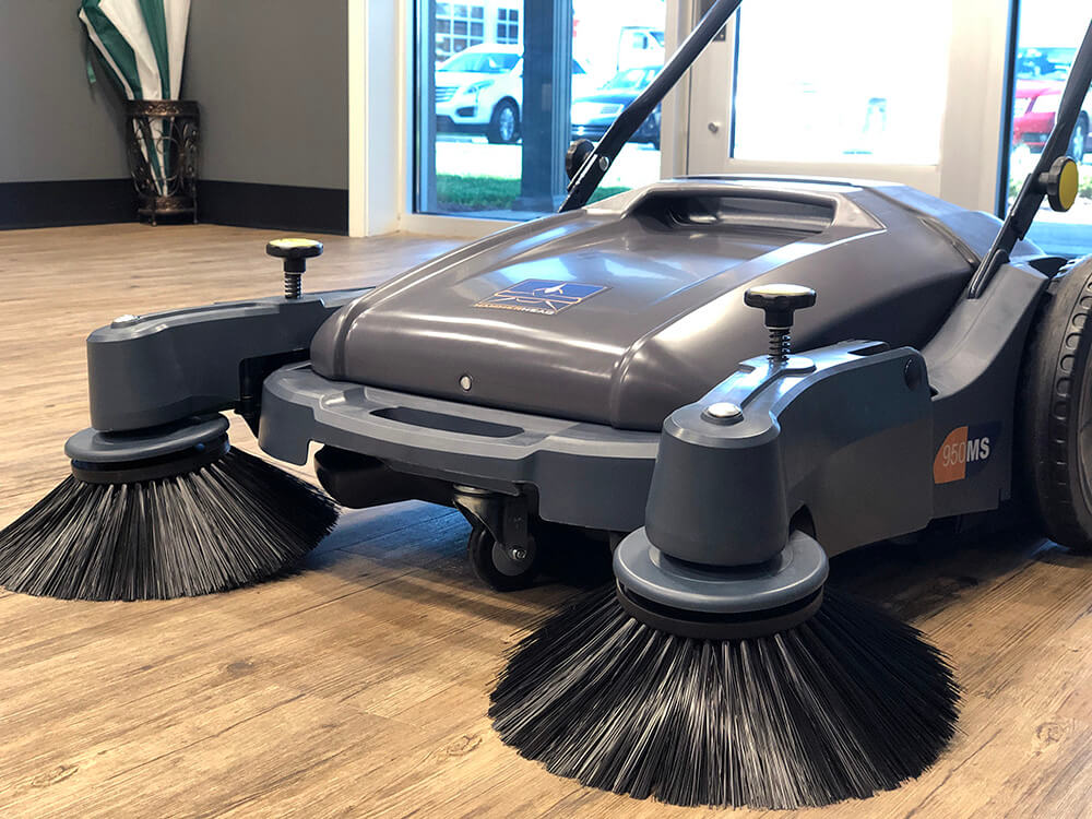 HammerHead 950MS Manual Walk-Behind Sweeper | Hammerhead Cleaning ...