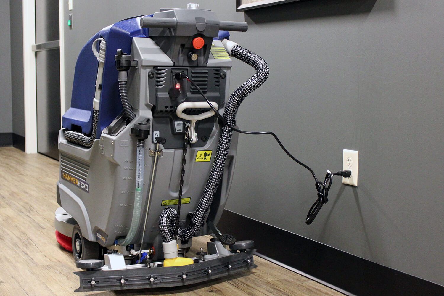 HammerHead 500RSX Floor Scrubber | Hammerhead Cleaning Equipment
